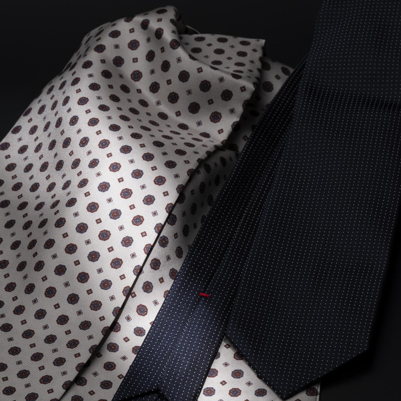 Silk Ascot Tie, Cream – ANTORINI®