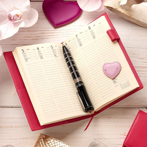 Slim Leather A6 Diary in White Pyramids and Fuchsia, 2026 – ANTORINI®