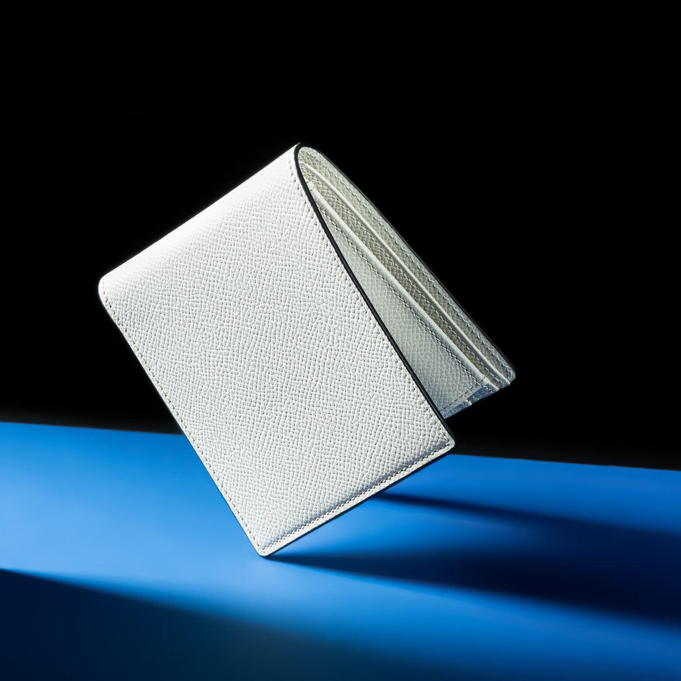 Supreme Men's Wallet 4cc with Coin Pocket ANTORINI Gritti, Off-white ...